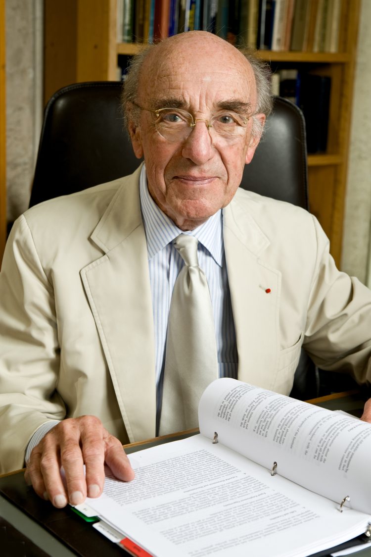 Salk Institute mourns the loss of Nobel Laureate Roger Guillemin ...